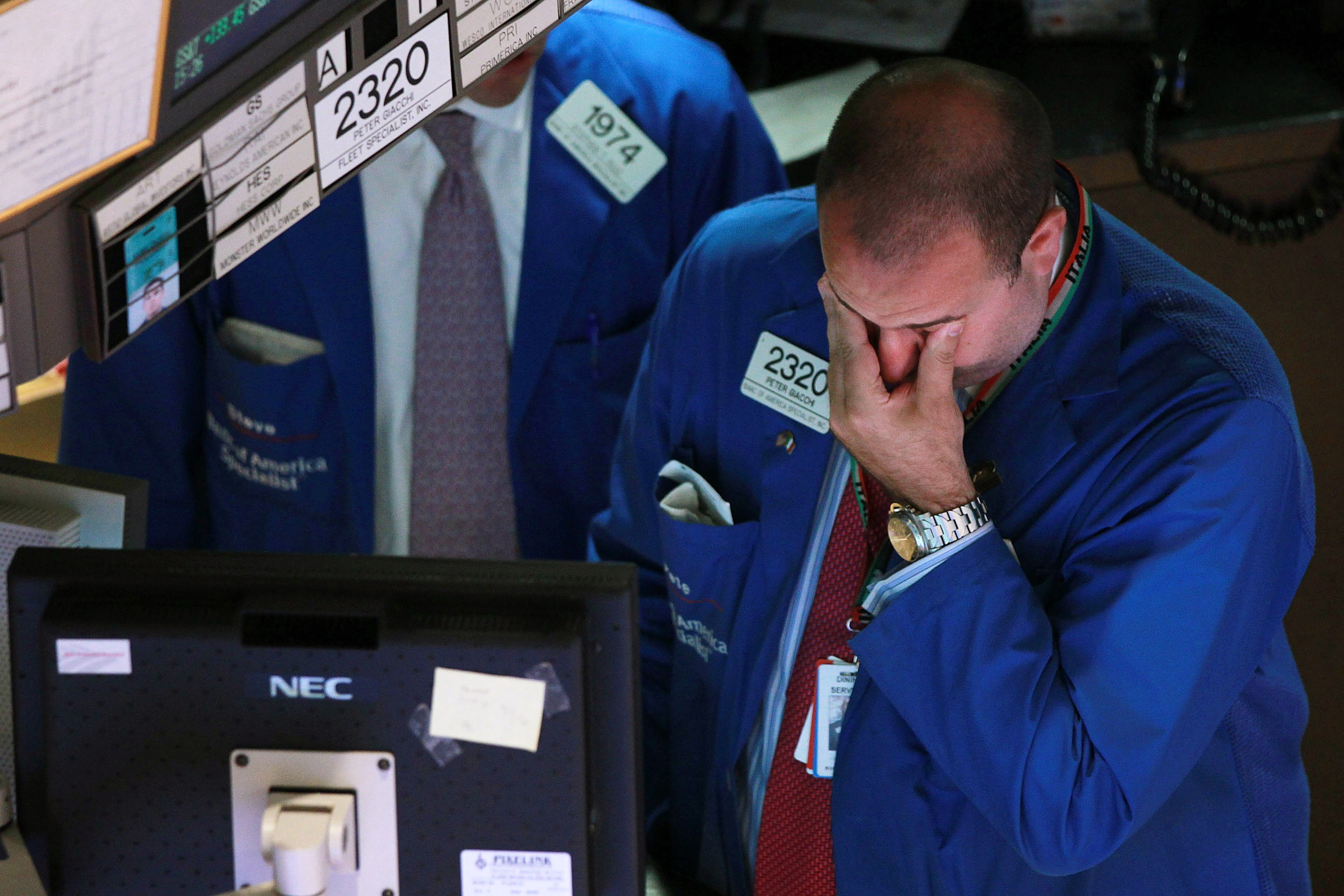 post your favorite stock photo of disappointed floor traders : r ...